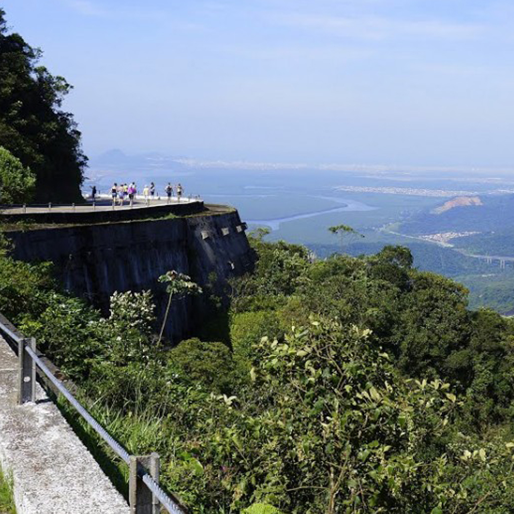 Tirolesa sobrevoa Serra do Mar em 60 segundos: conheça!